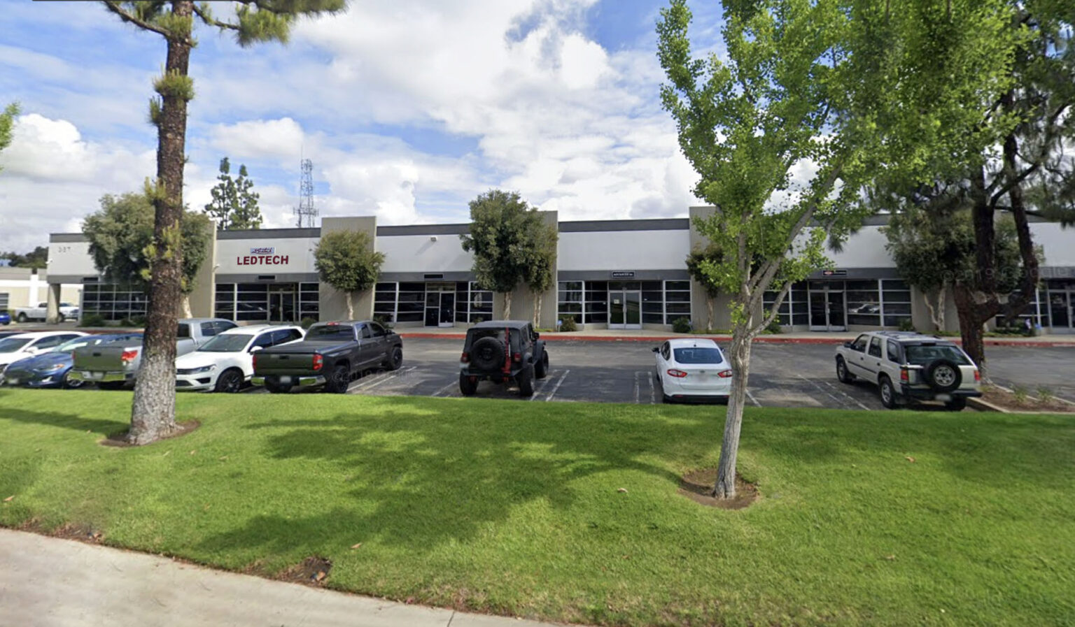 Global Operation - Ledtech 華興電子